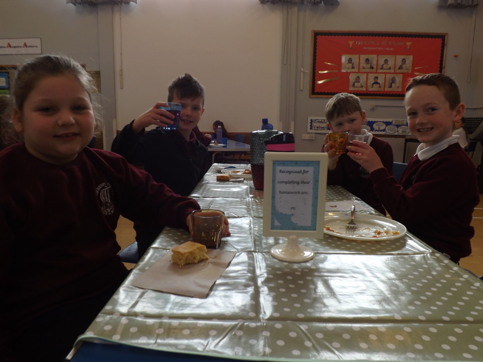 Ormesby Village Junior School - Top Table Dining